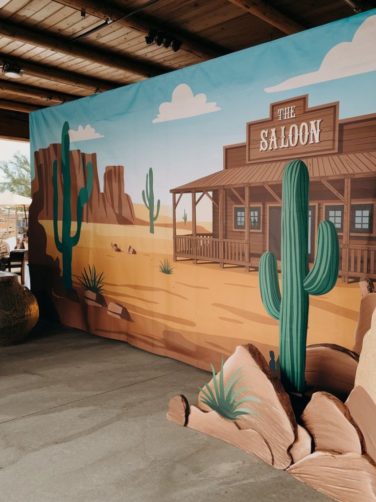 25 Western Party Decoration Ideas for 2026 – Fizzy Flare