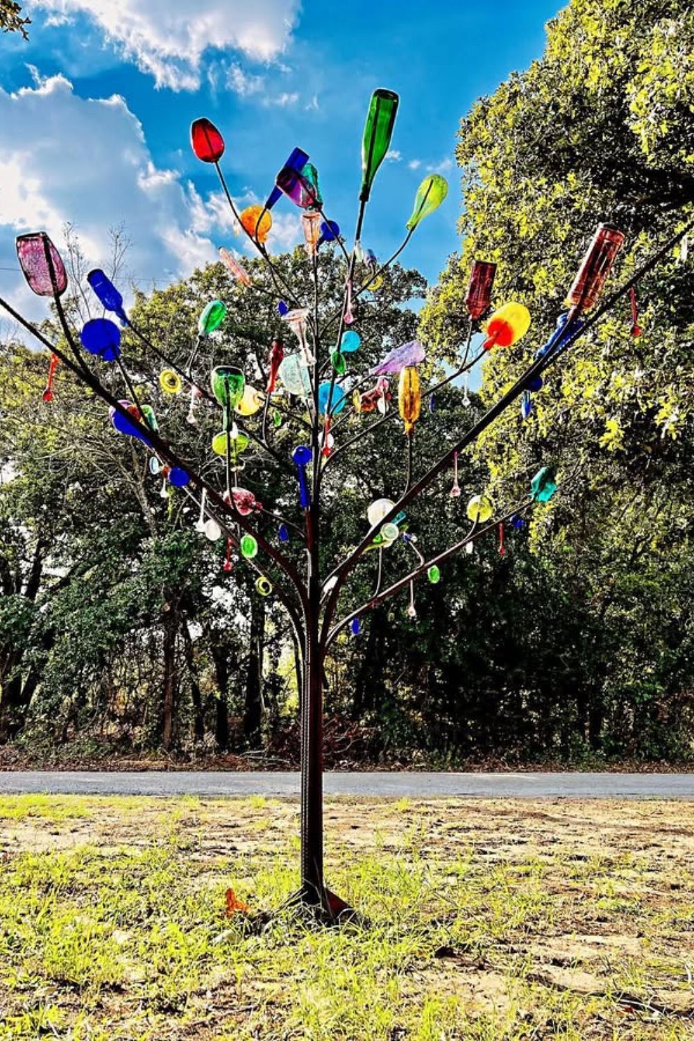 26 DIY Yard Decor Ideas for 2025 – Fizzy Flare